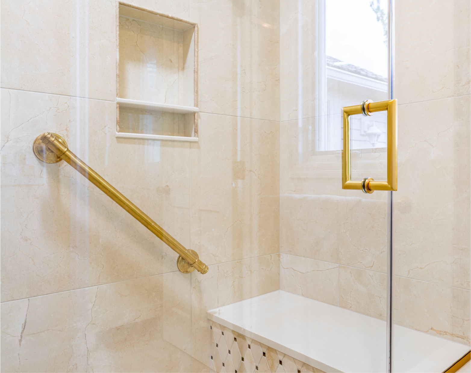 How Bathroom Safety Features Benefit Everyone | Bath Tune-Up